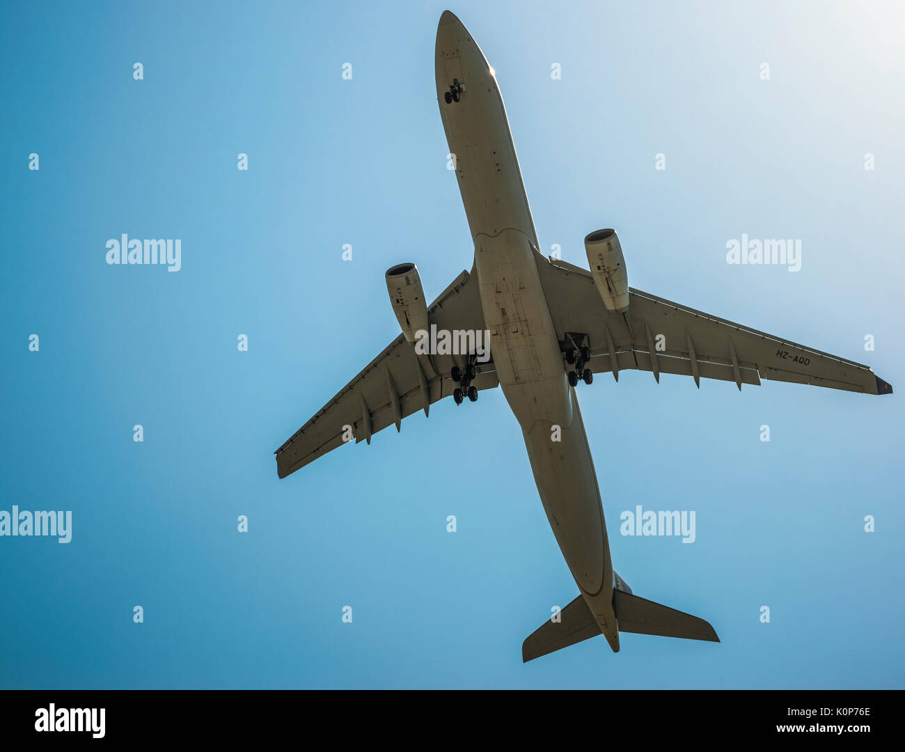 large jet aircraft on landing Stock Photo - Alamy