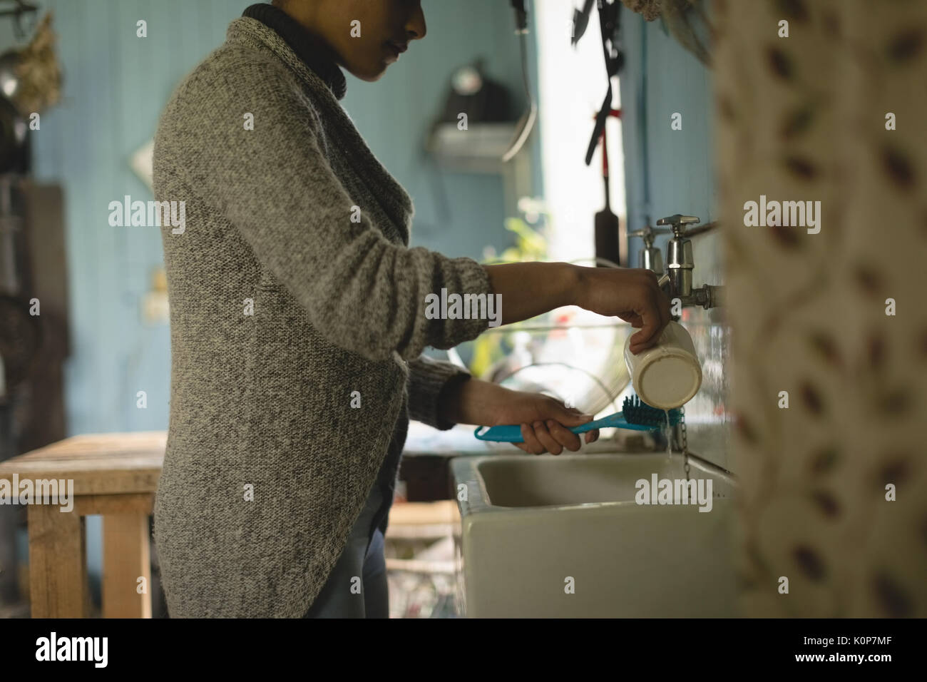 Washing mug hi-res stock photography and images - Alamy