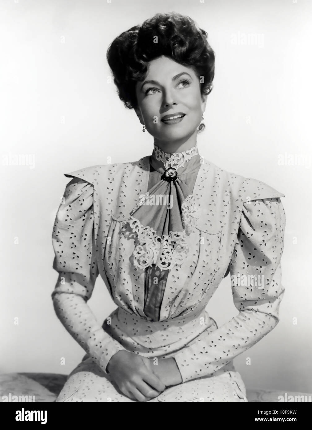 Agnes Moorehead Jovem Endora Agnes Moorehead Inesquecível Mãe Da