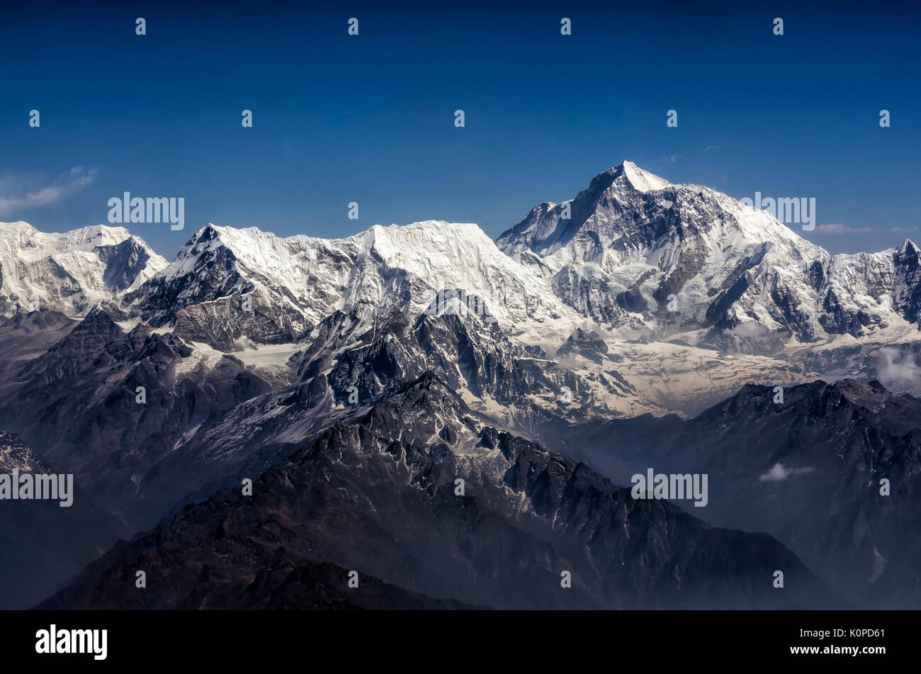 Everest Peak and Himalaya Everest mountain range panorama - Himalayas ...