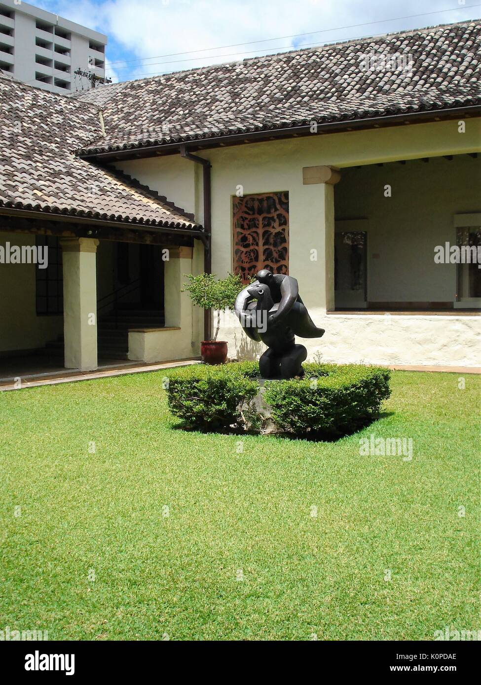 Honolulu museum of arts at Honolulu Downtown Stock Photo - Alamy
