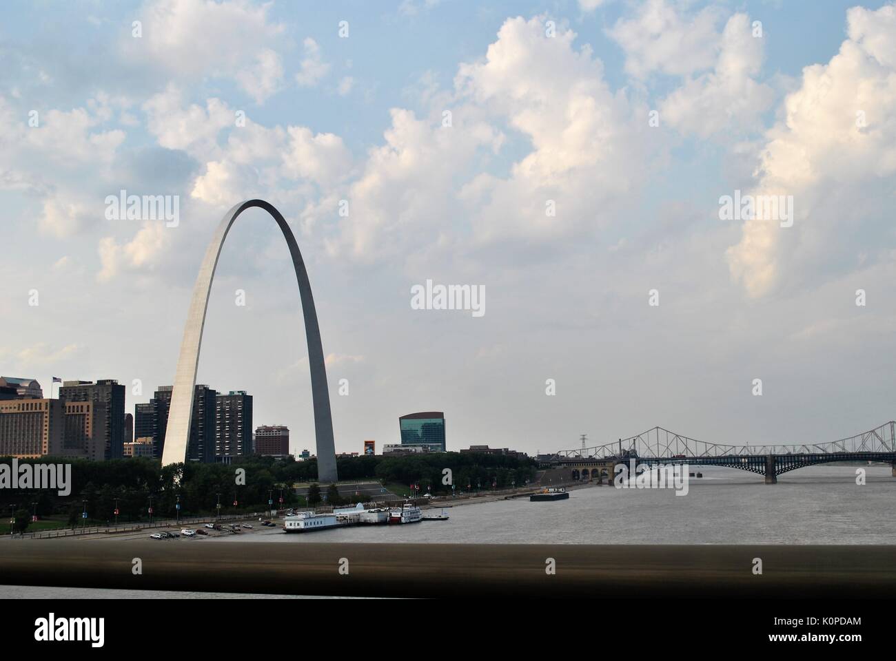 The Gateway Arch monument in St. Louis Stock Photo - Alamy
