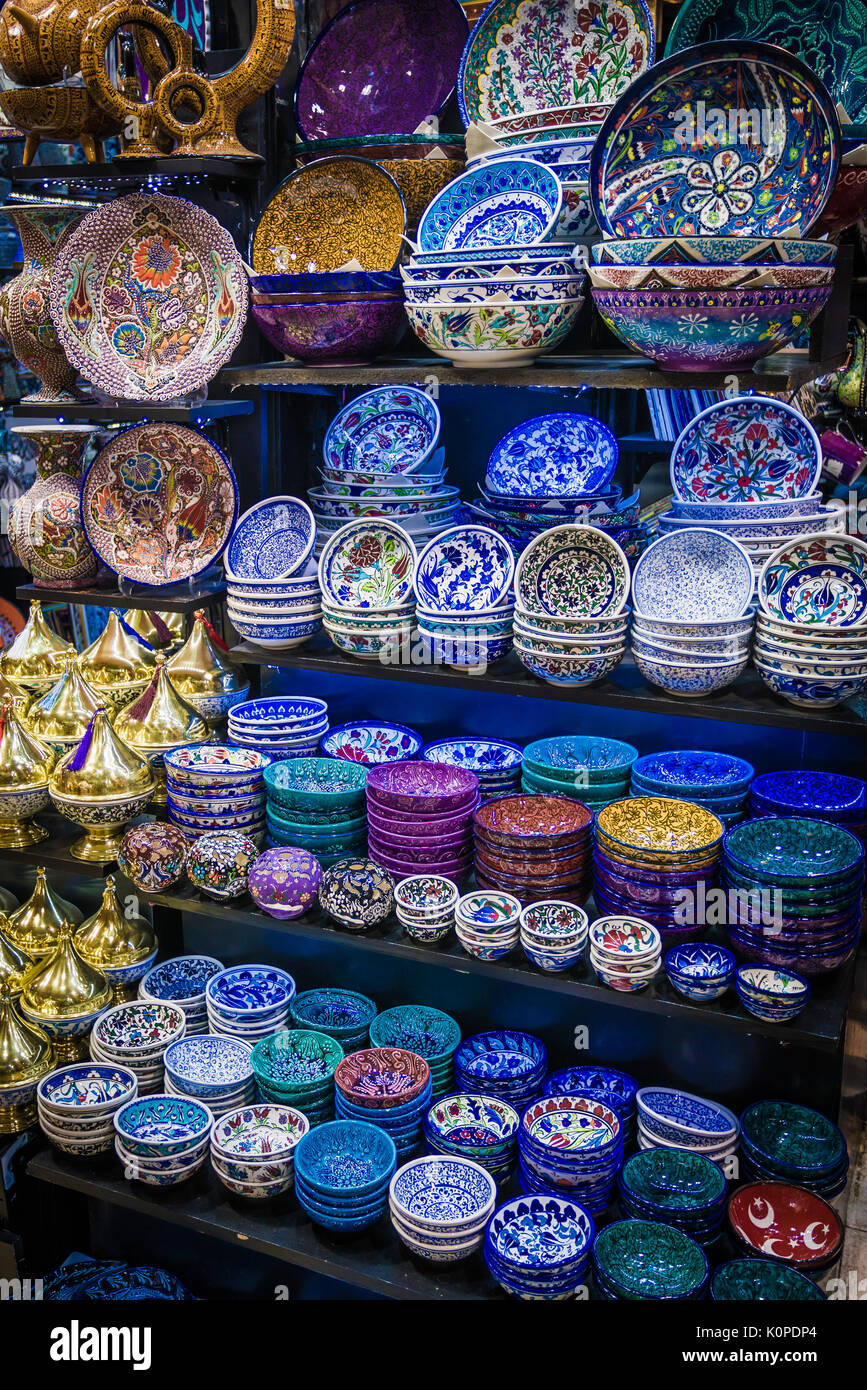 Turkish ceramics on sale at the Grand Bazaar in Istanbul, Turkey ...