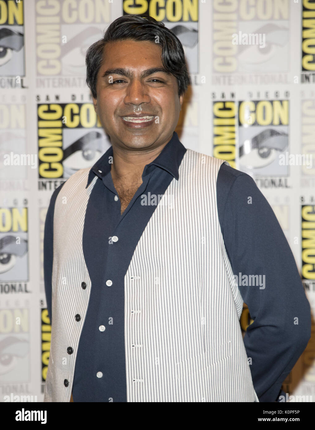 San Diego Comic Con 2017 - Dirk Gently's Holistic Detective Agency ...