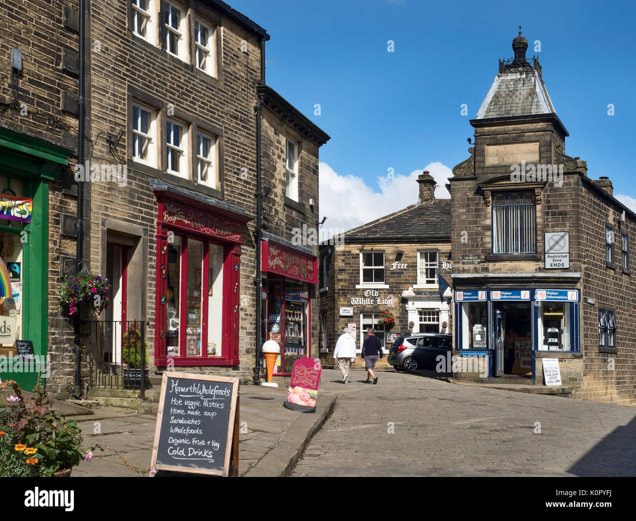 Main Street Haworth Stock Photos & Main Street Haworth Stock Images - Alamy