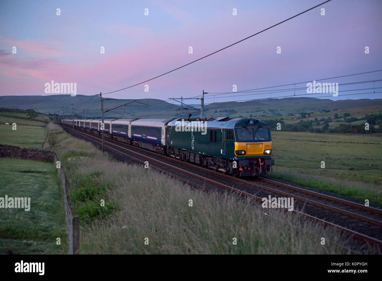 London to glasgow sleeper High Resolution Stock Photography and Images ...