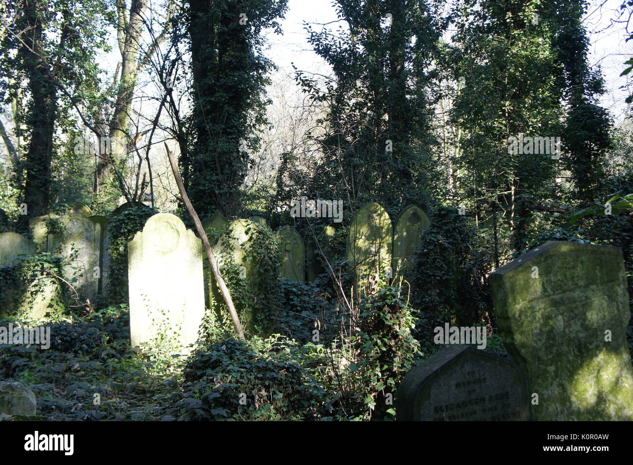Mile End Cemetery Stock Photo - Alamy