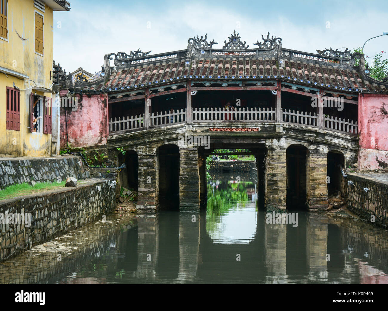 View of Japanese Bridge (Chua Cau) in Hoi An Ancient Town, Vietnam. Hoi ...
