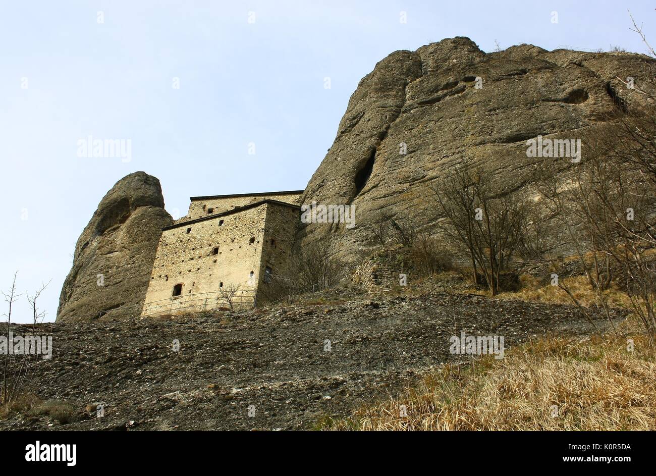 Medieval stone structures hi-res stock photography and images - Alamy