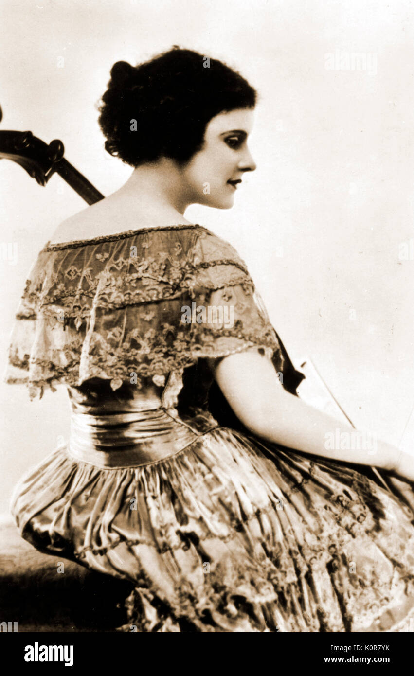 Beatrice Harrison - portrait of the English cellist. 1892-1965 Stock ...