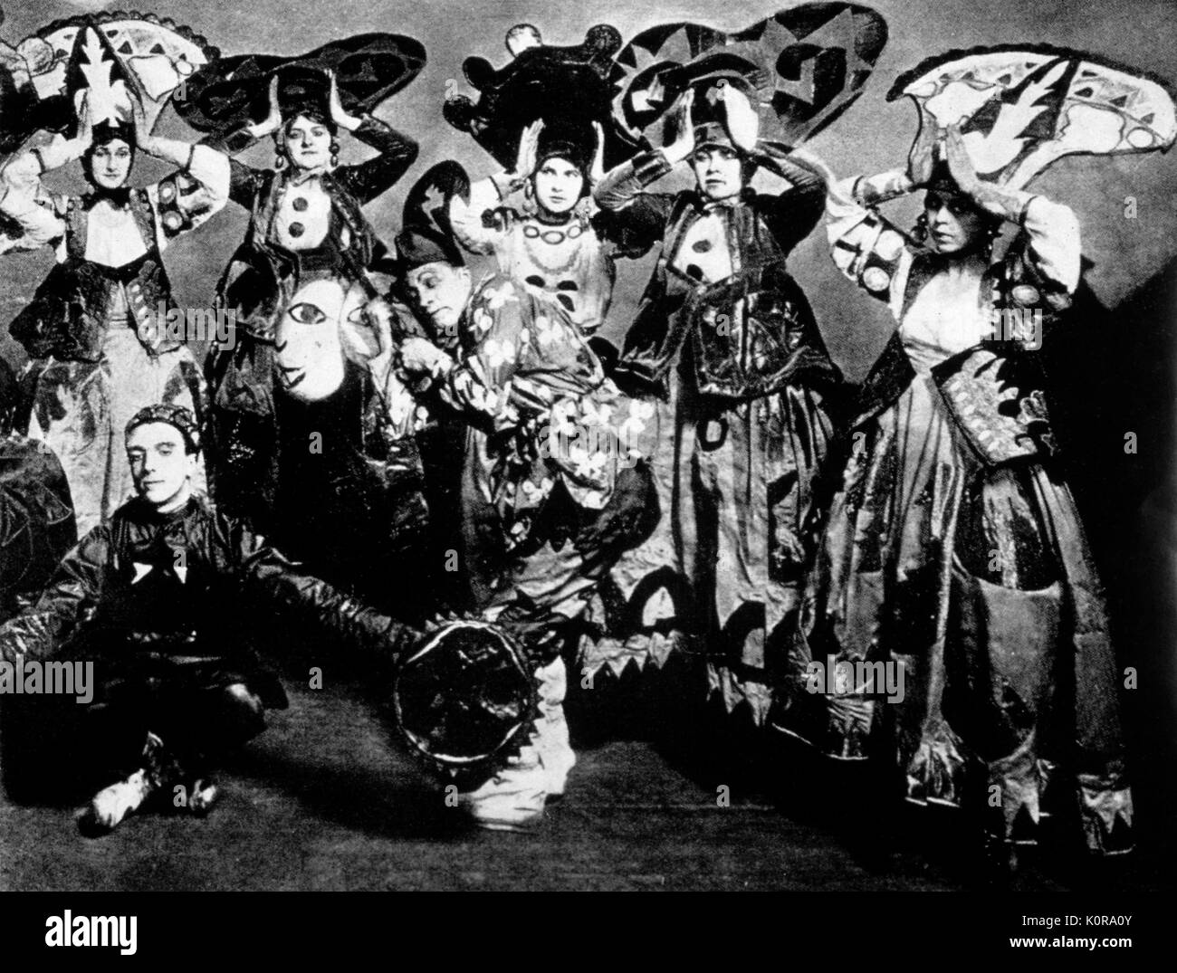 Ballets Russes. Leonide Massine and Vera Nemchinova in 'Le Soleil du ...