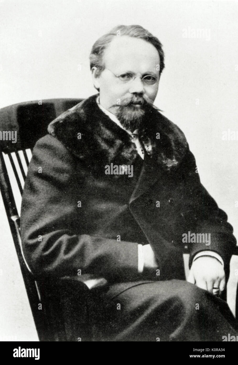 Engelbert humperdinck portrait hi-res stock photography and images - Alamy