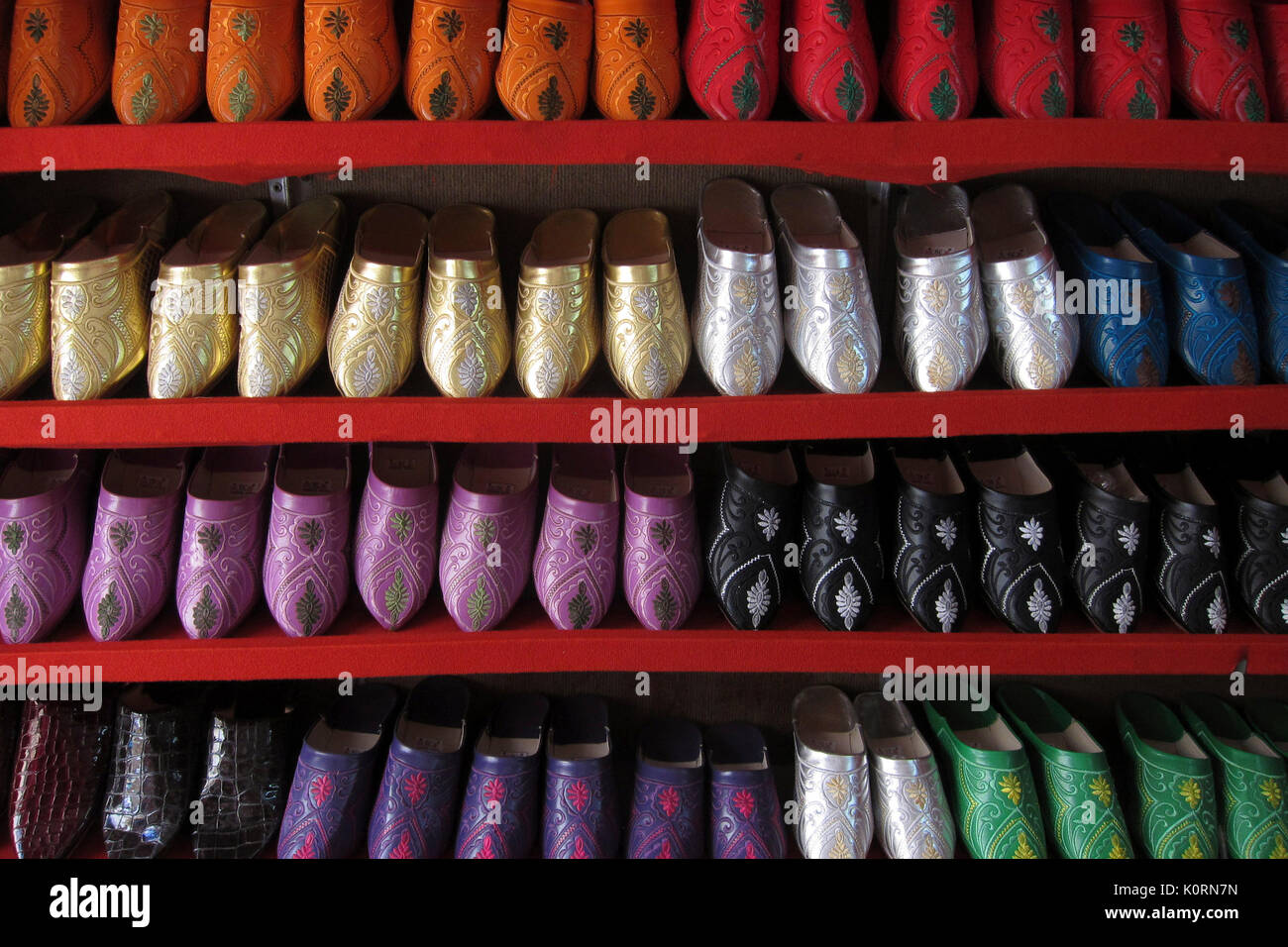 Moroccan shoes on display at a shop in the Medina of Fes, Morocco Stock ...