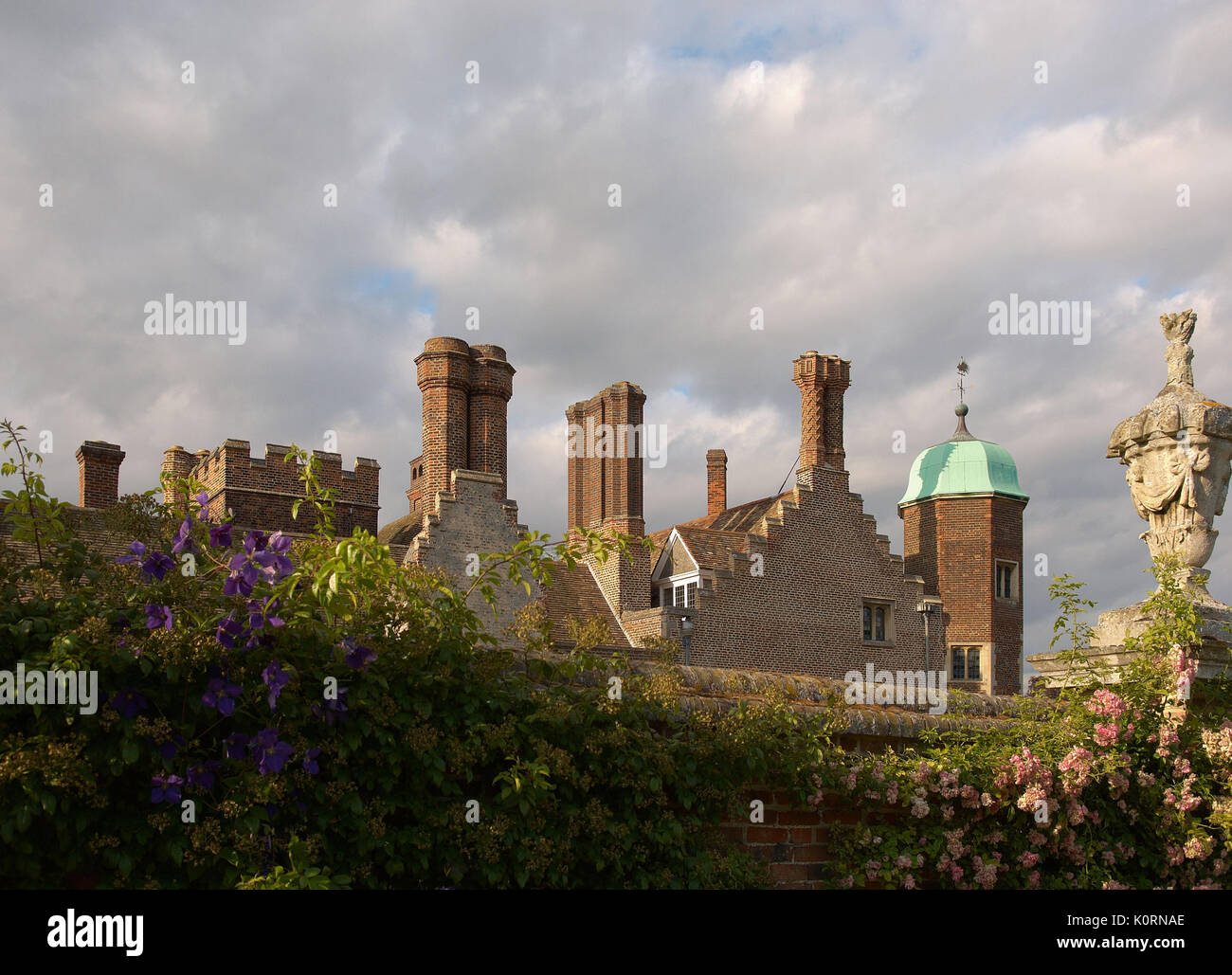 Madingley hall cambridge hi-res stock photography and images - Alamy