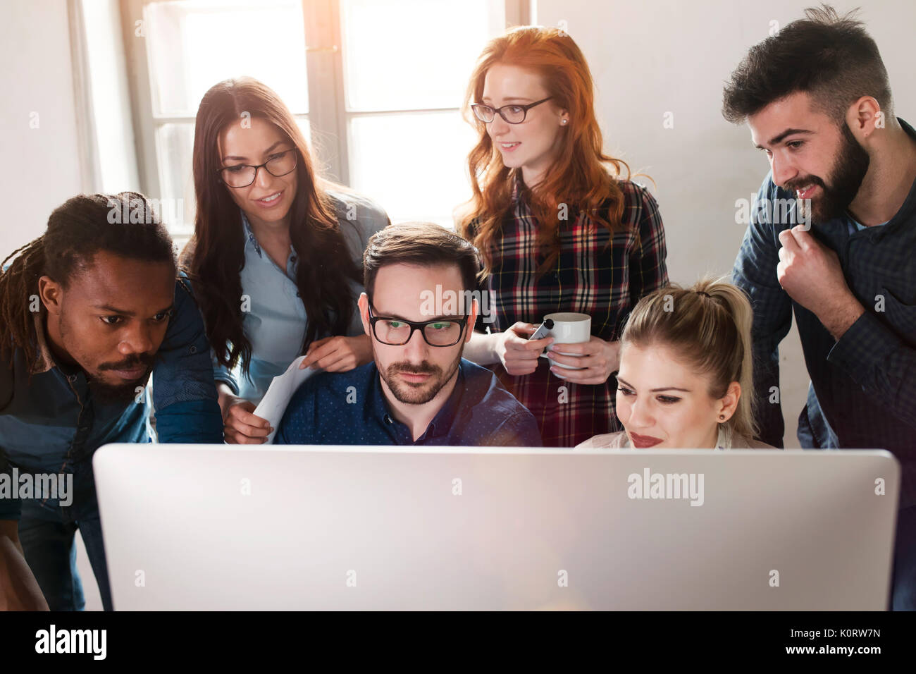 Computer task group hi-res stock photography and images - Alamy