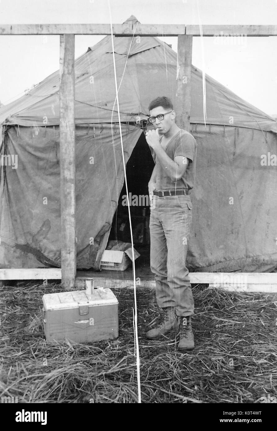 The mud soldier hi-res stock photography and images - Alamy