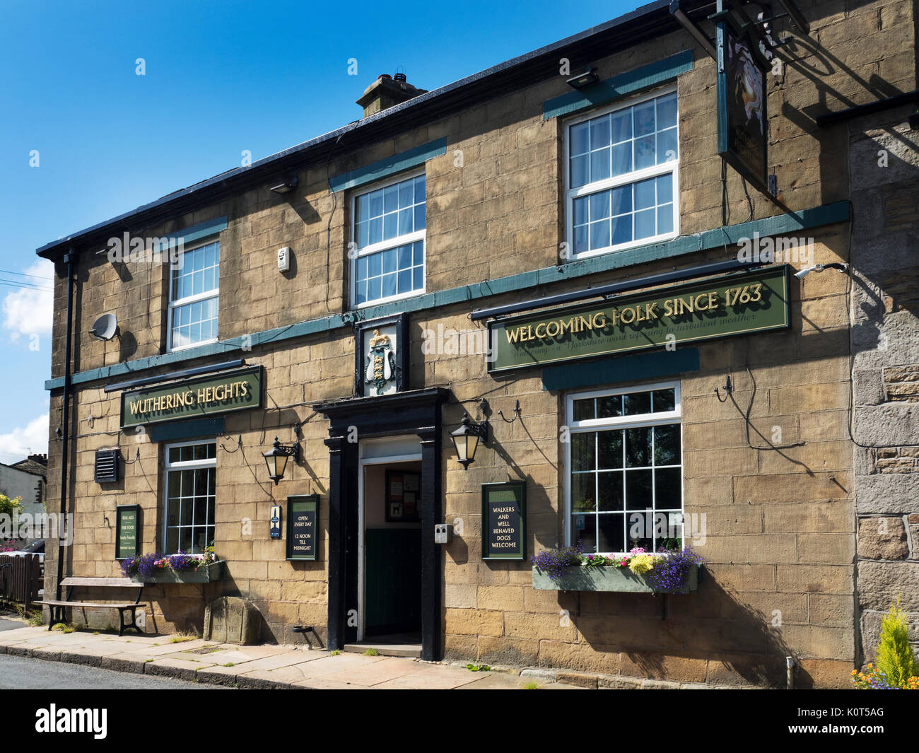 Stanbury yorkshire hi-res stock photography and images - Alamy