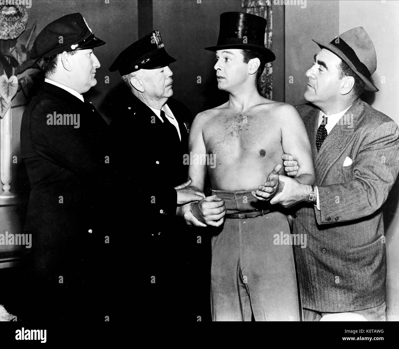 DEWEY ROBINSON, ROBERT LOWERY, FASHION MODEL, 1945 Stock Photo - Alamy