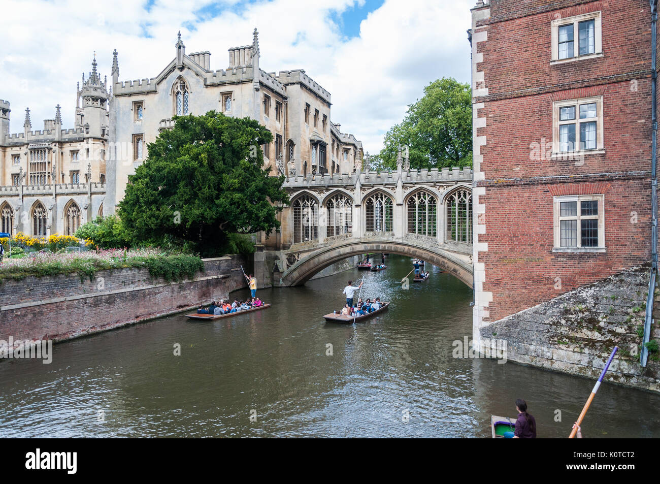 Kings college bridge hi-res stock photography and images - Alamy
