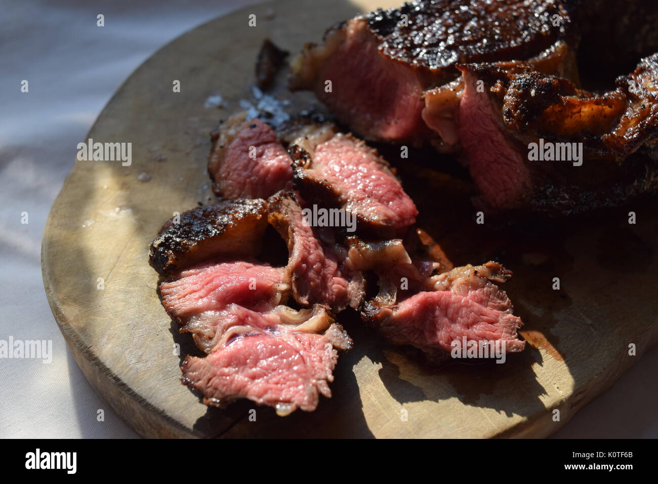 Sharp steak knife cooked hi-res stock photography and images - Alamy