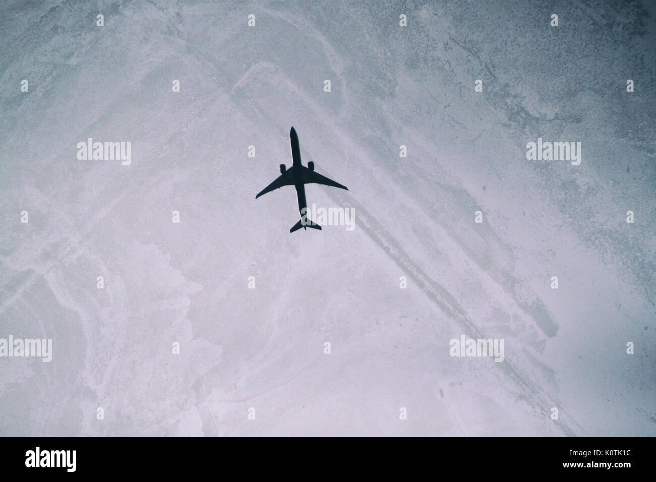 Airoplane hi-res stock photography and images - Alamy