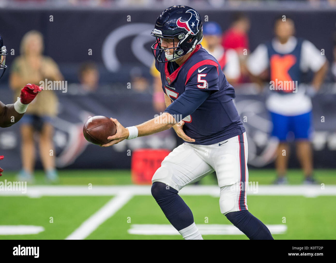 August 19, 2017: Houston Texans quarterback Brandon Weeden (5) makes a ...