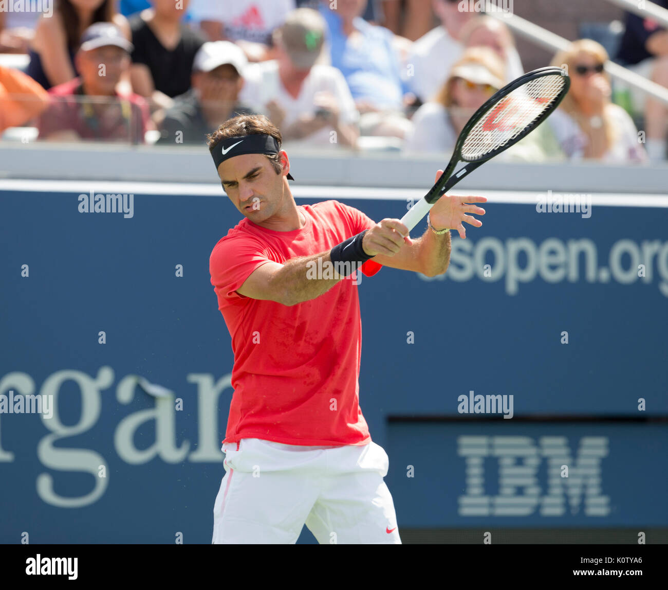 New York, USA. 23rd Aug, 2017. Roger Federer of Switzerland practice ...