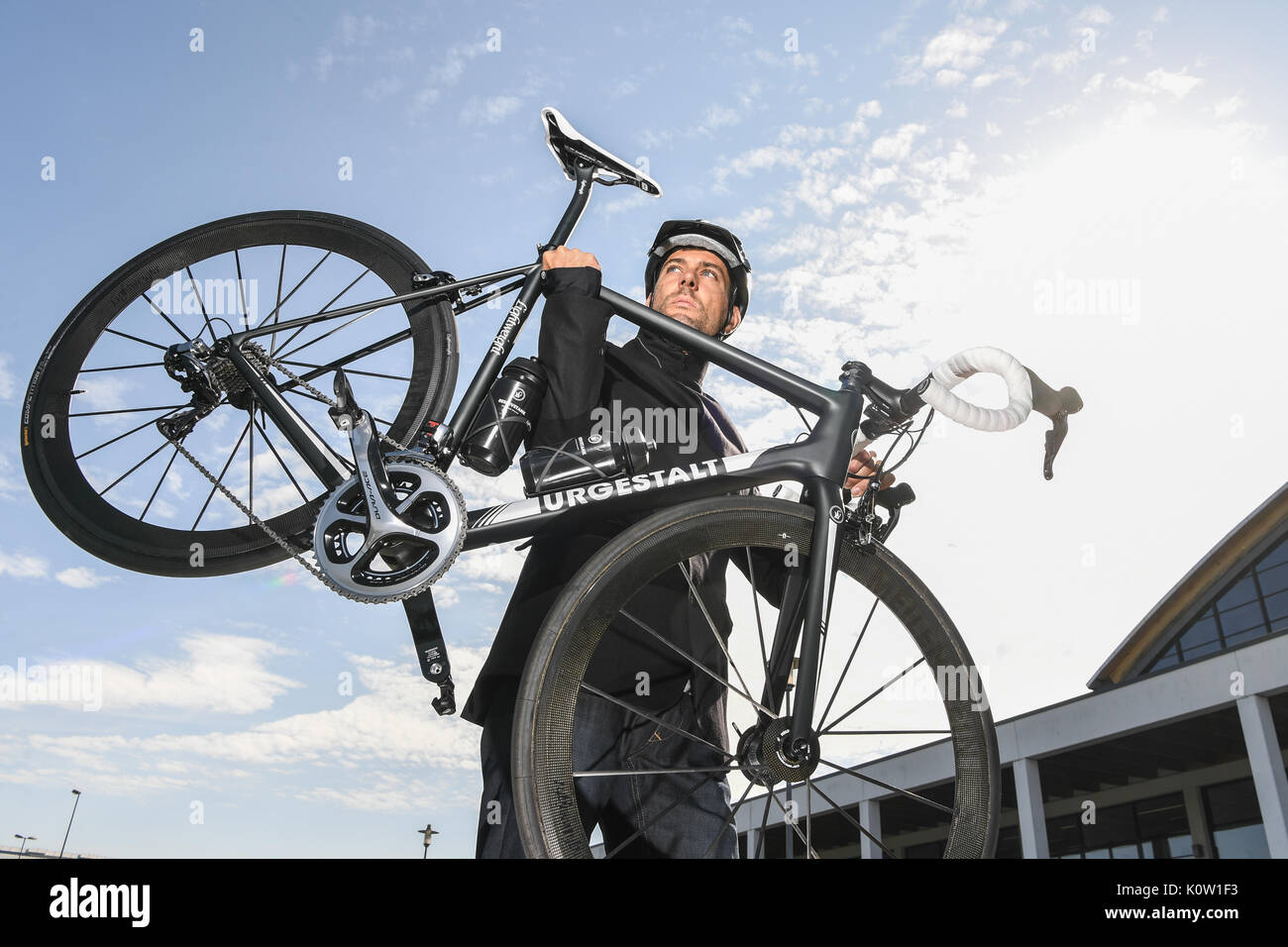Dreher 24 hi-res stock photography and images - Alamy