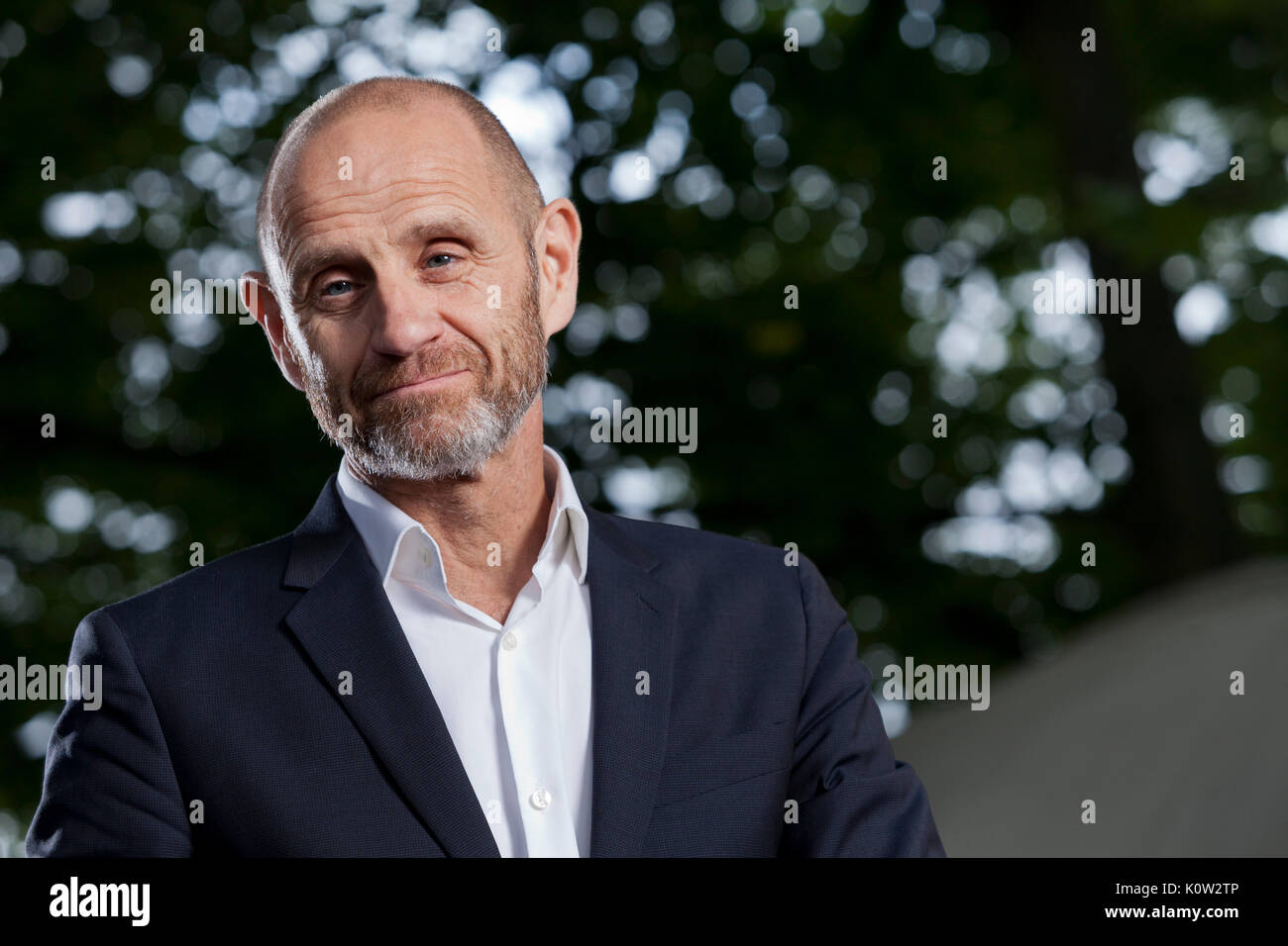 Evan davis presenter hi-res stock photography and images - Alamy