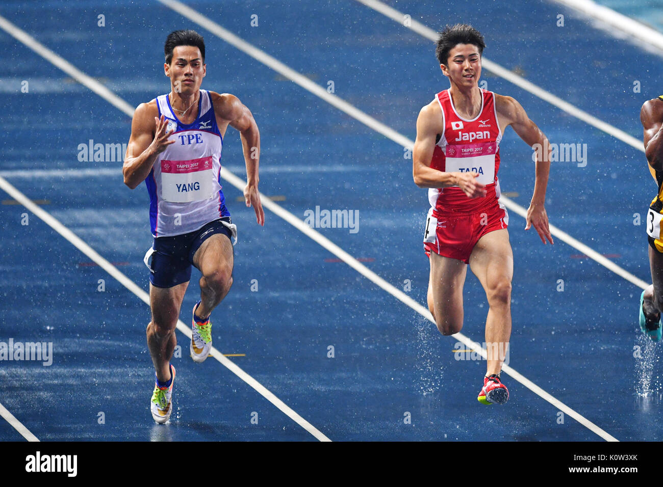 Semi yang hi-res stock photography and images - Alamy