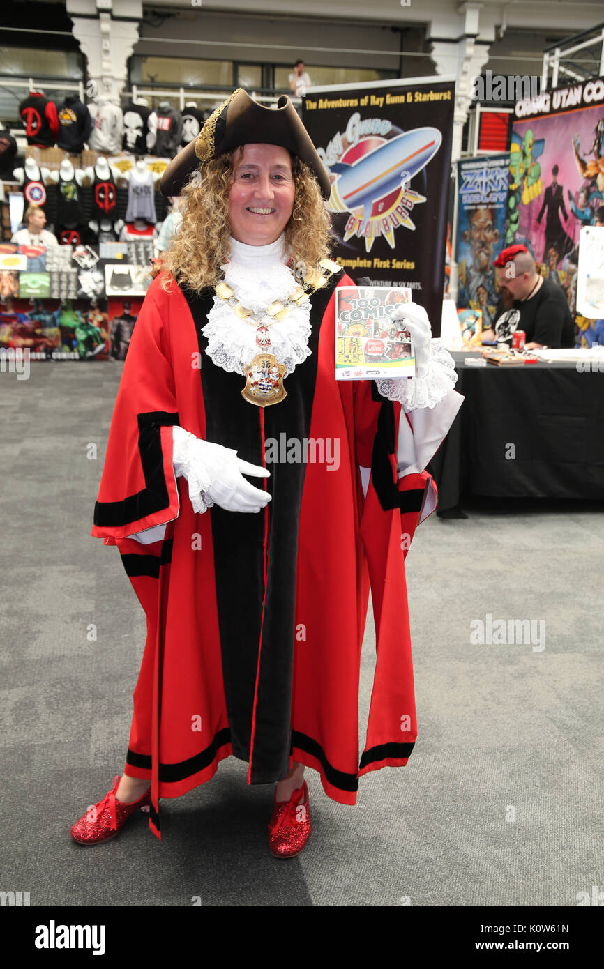 London, UK. 25th Aug, 2017. Una O'Halloran Mayor of Islington at the ...