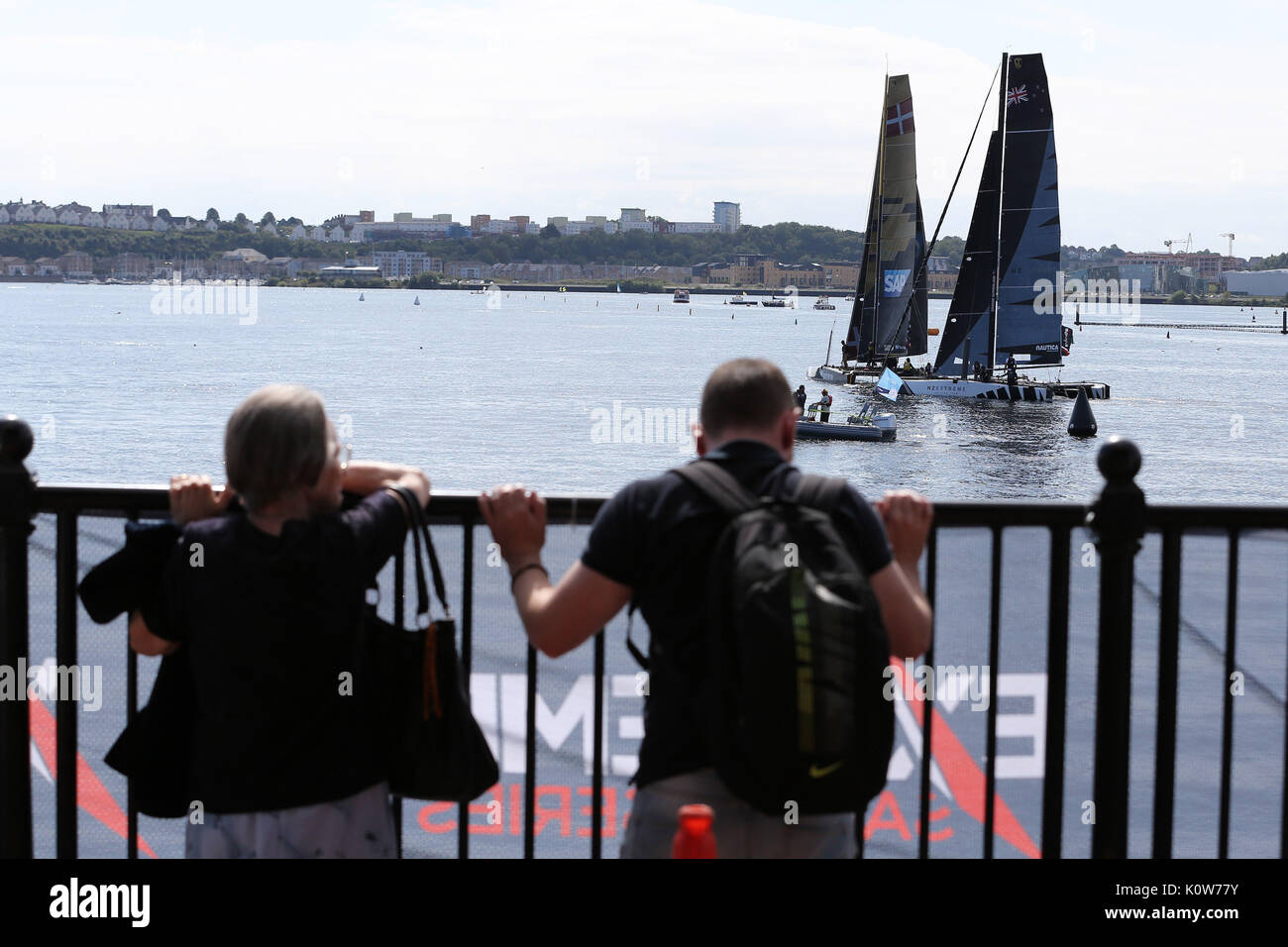 Cardiff, UK. 25th Aug, 2017. spectators watch the Extreme Sailing ...