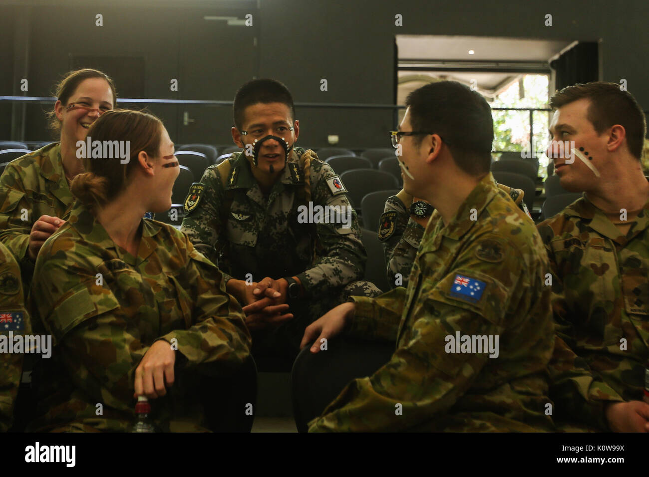CAIRNS, Australia – Soldiers from the Australian Defence Force and the ...