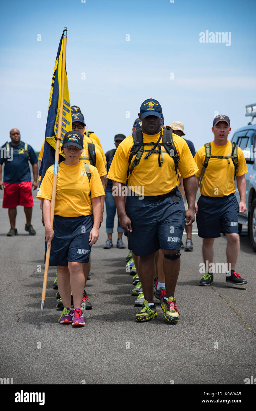 IWO TO, Japan (Aug. 16, 2017) Chief(sel) Air Traffic Controller ...