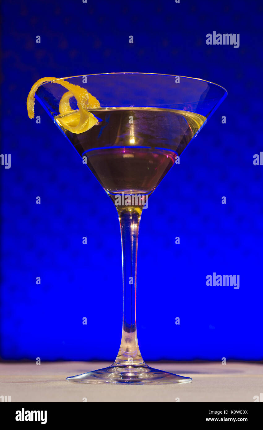 Cocktail detail in modern bar setting Stock Photo - Alamy