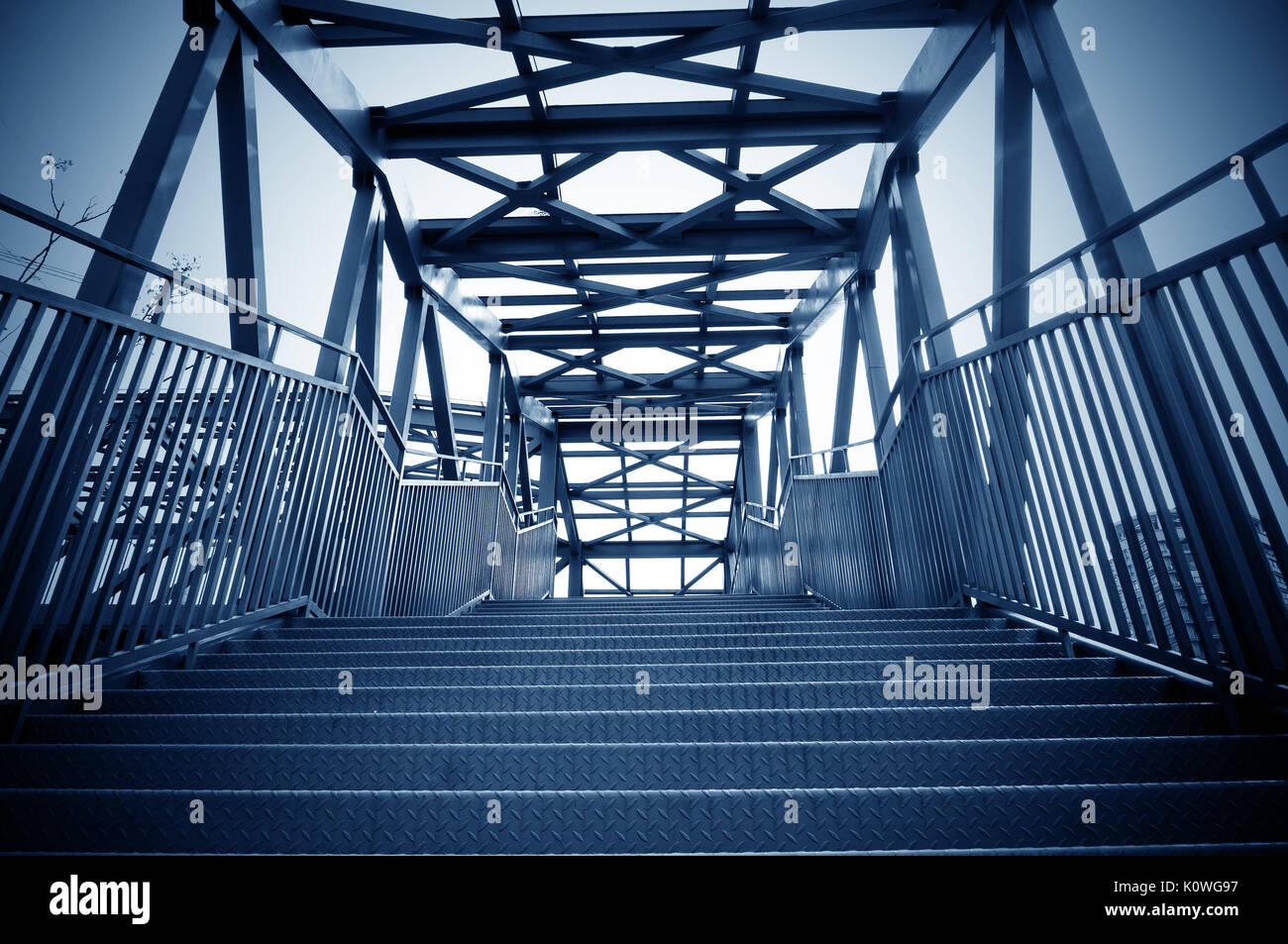 Cast iron bridge support hi-res stock photography and images - Alamy