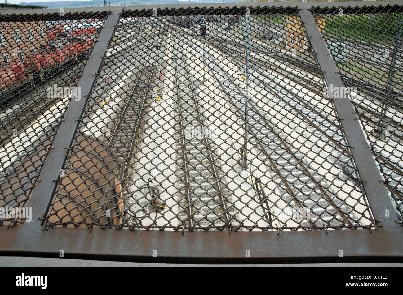 Guard netting hi-res stock photography and images - Alamy