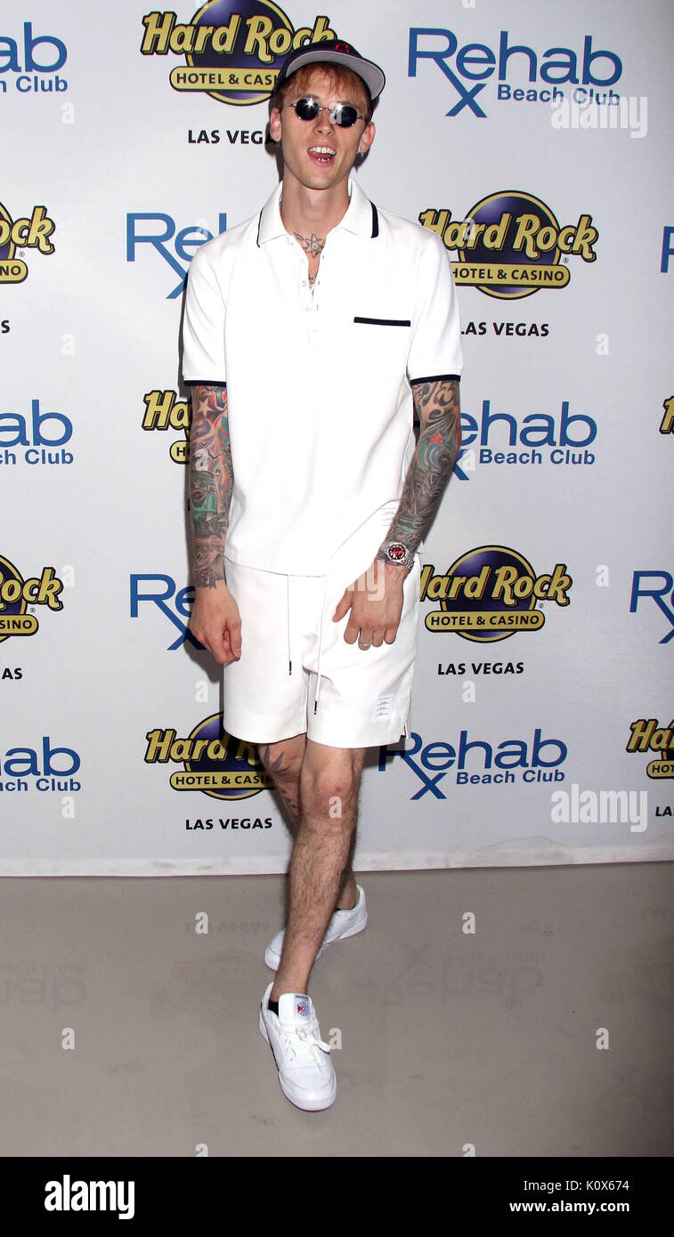 Machine Gun Kelly returns to Rehab Beach Club at Hard Rock Hotel ...