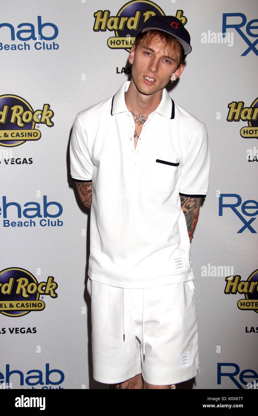 Machine Gun Kelly returns to Rehab Beach Club at Hard Rock Hotel ...