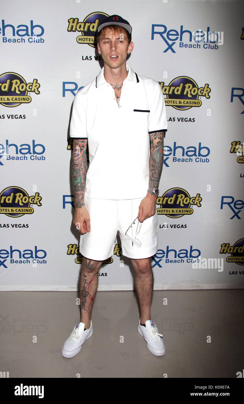 Machine gun kelly rock hi-res stock photography and images - Alamy