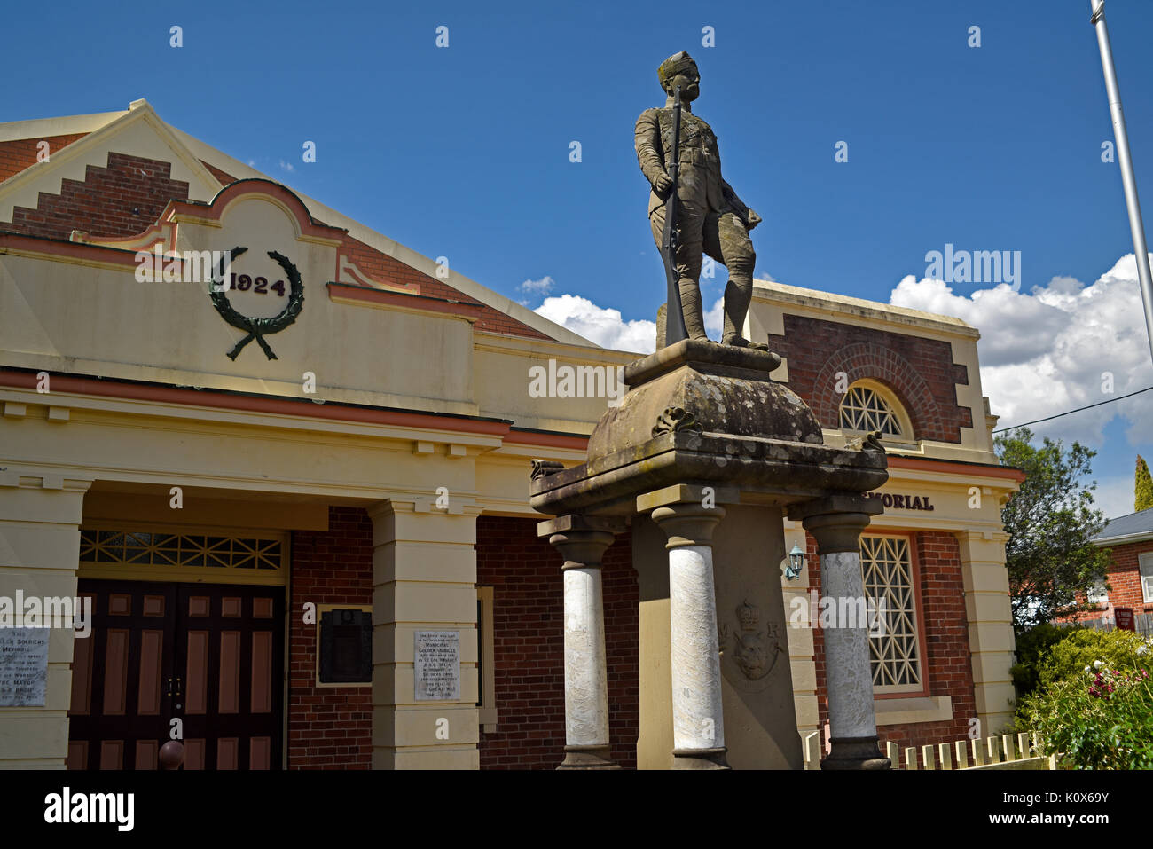 Tenterfield and District Soldiers War Memorial Hall, built 1924, in ...