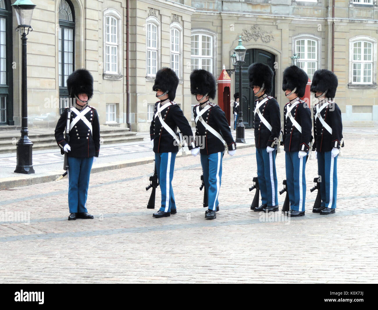 Amalienborg Palace guards DSC07143 Stock Photo - Alamy