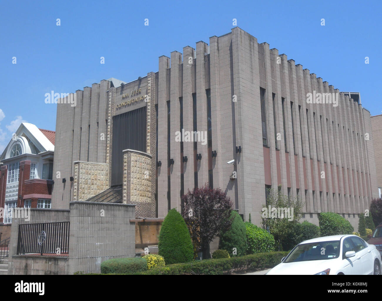 Ahi Ezer Congr 1885 Ocean Pkwy jeh Stock Photo - Alamy
