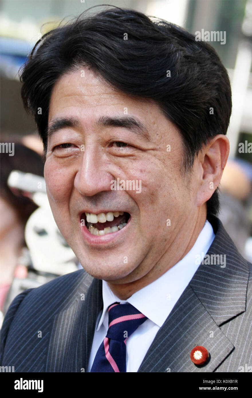 Shinzo abe prime minister hi-res stock photography and images - Alamy