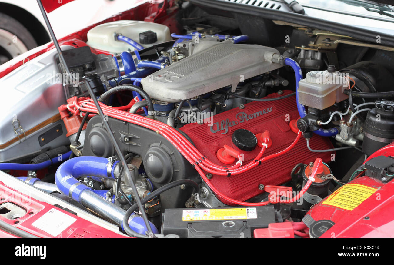 Alfa Romeo RZ engine room Stock Photo - Alamy