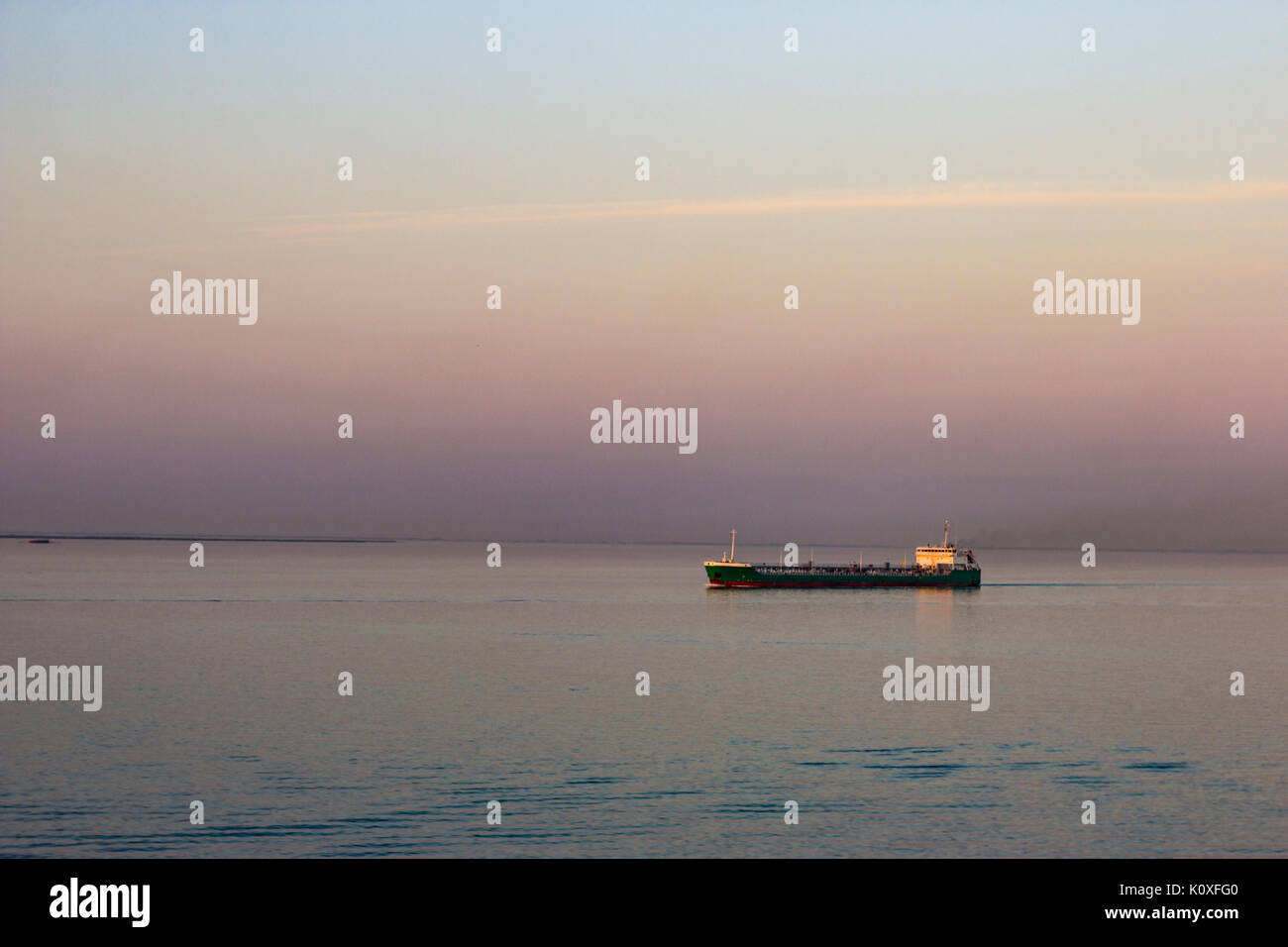 Water sea ocean ship hi-res stock photography and images - Alamy