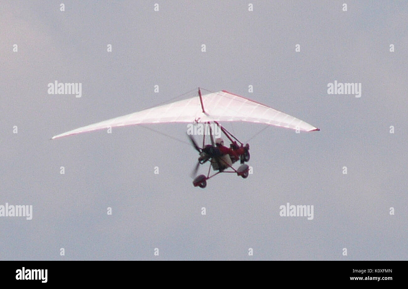 Airplane creation hi-res stock photography and images - Alamy