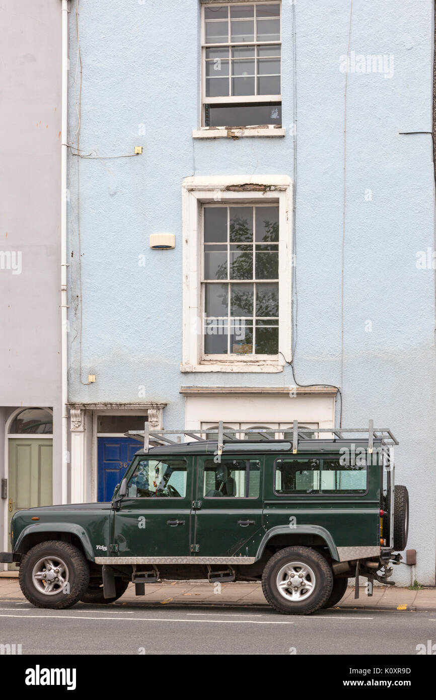 Land rover defender 110 hi-res stock photography and images - Alamy