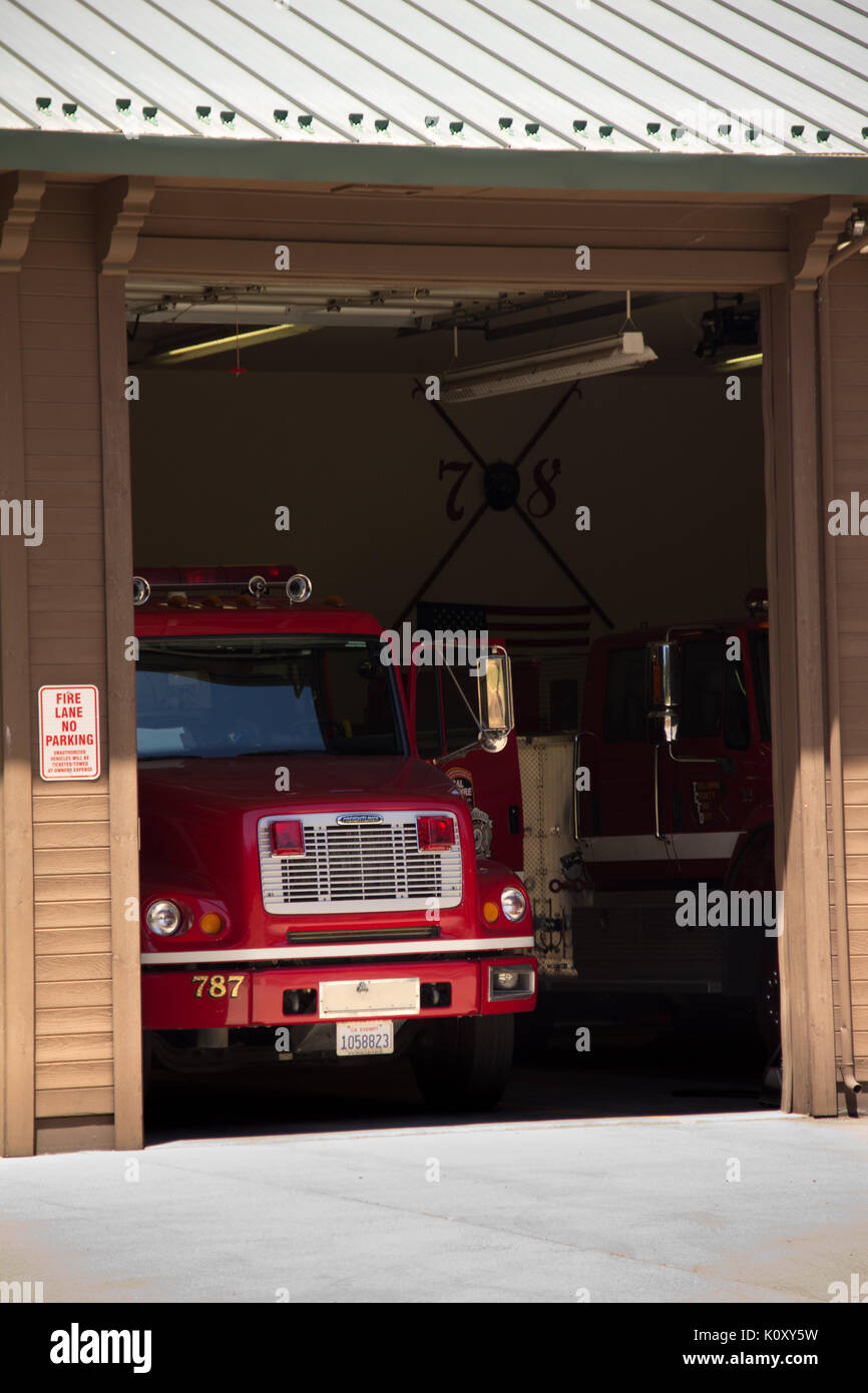 Fire station usa inside hi-res stock photography and images - Alamy