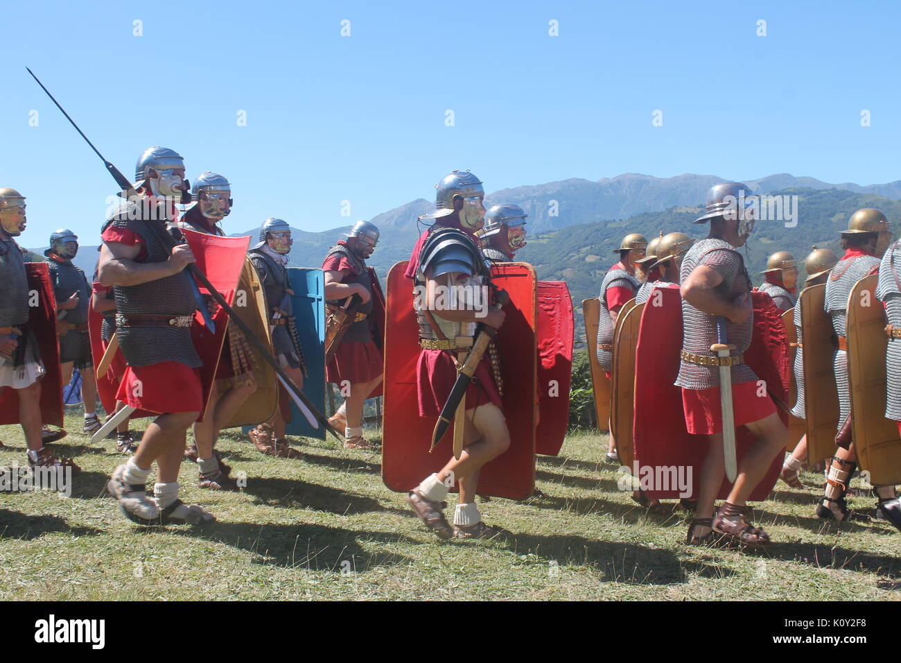 Roman soldiers hi-res stock photography and images - Alamy